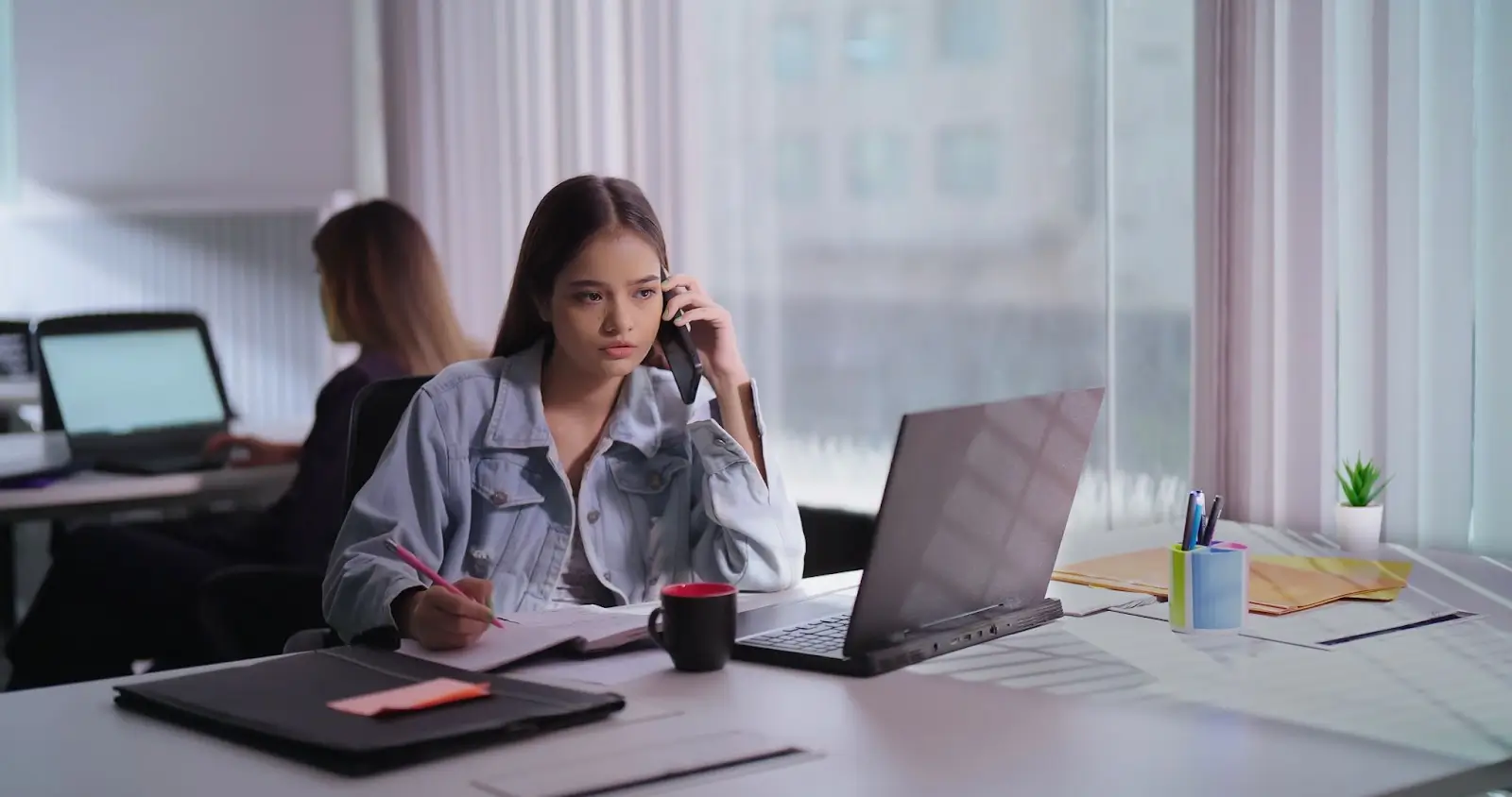 How Marketing Virtual Assistants Are Transforming Business Growth ...